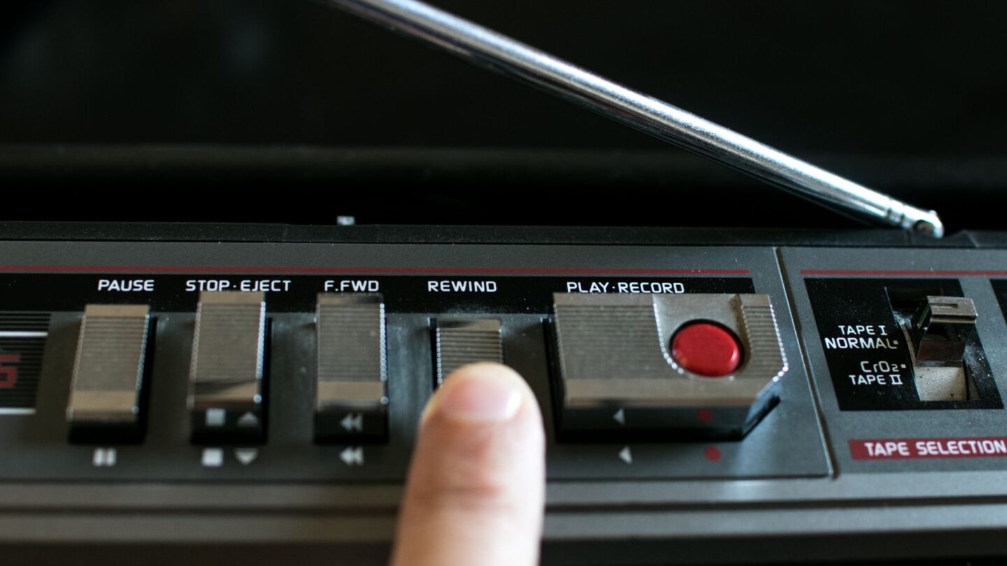 English IO | get a high score in your English IO | TutorsPlus.com